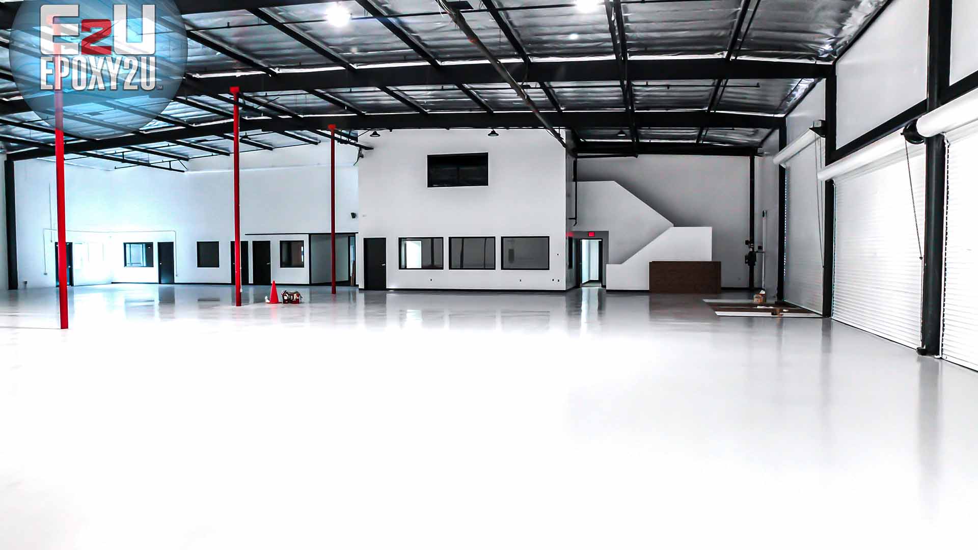 IS Large Warehouse White | E2U